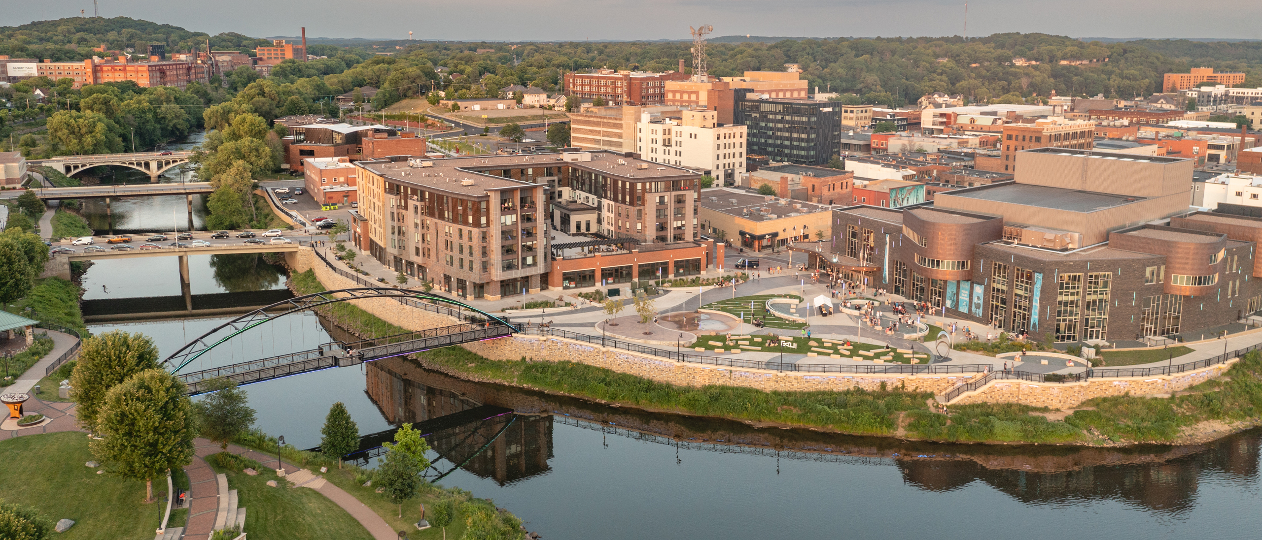 Wisconsin Waterfronts Wow Attendees - Small Market Meetings